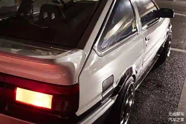 藤原拓海的丰田AE86再快，也追不上坐奔驰的夏树_车家号_发现车生活_汽车之家