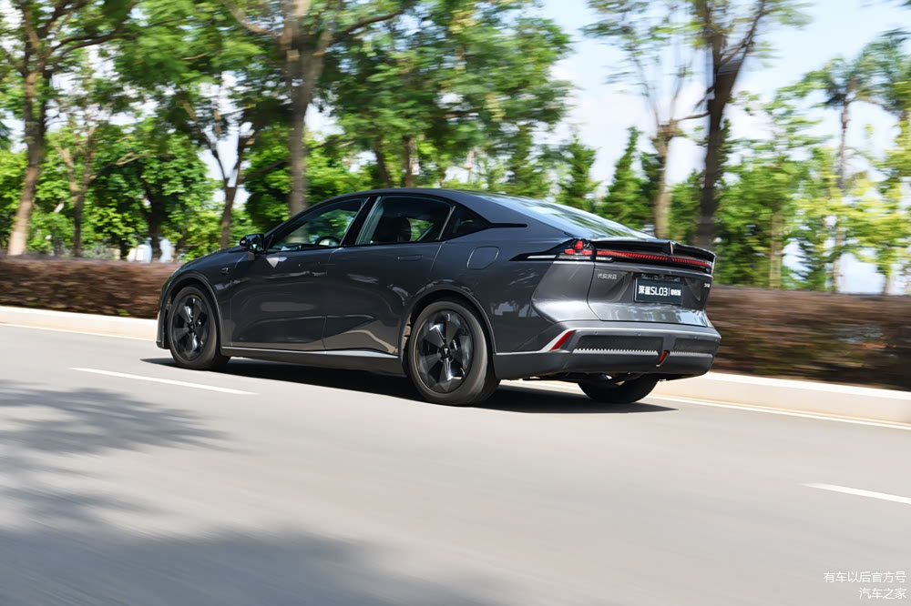 试驾深蓝SL03：最后短板被补齐！综合续航1200km，开过都满意！_车家号_发现车生活_汽车之家