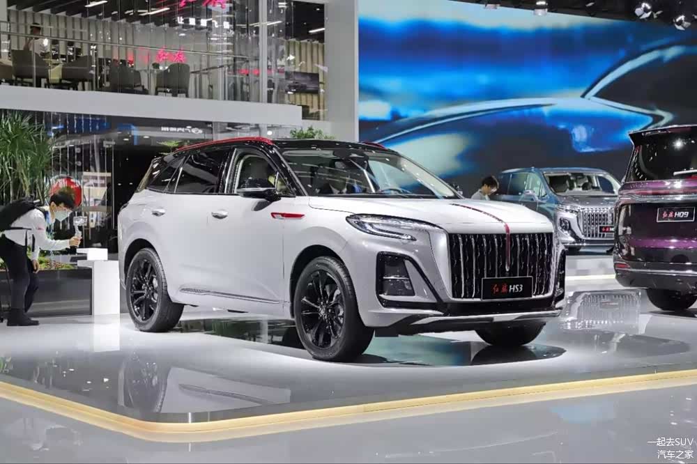 2.0T+8AT，252马力，还带四驱，20万不到买红旗HS3，有面子！_车家号_发现车生活_汽车之家