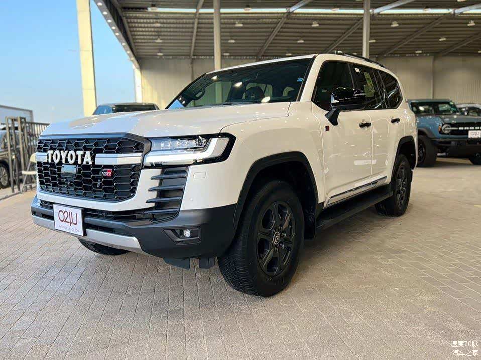 实车亮相！有望国产！GR陆巡闪亮登场，造型更时尚，3.5T+10AT_车家号_发现车生活_汽车之家