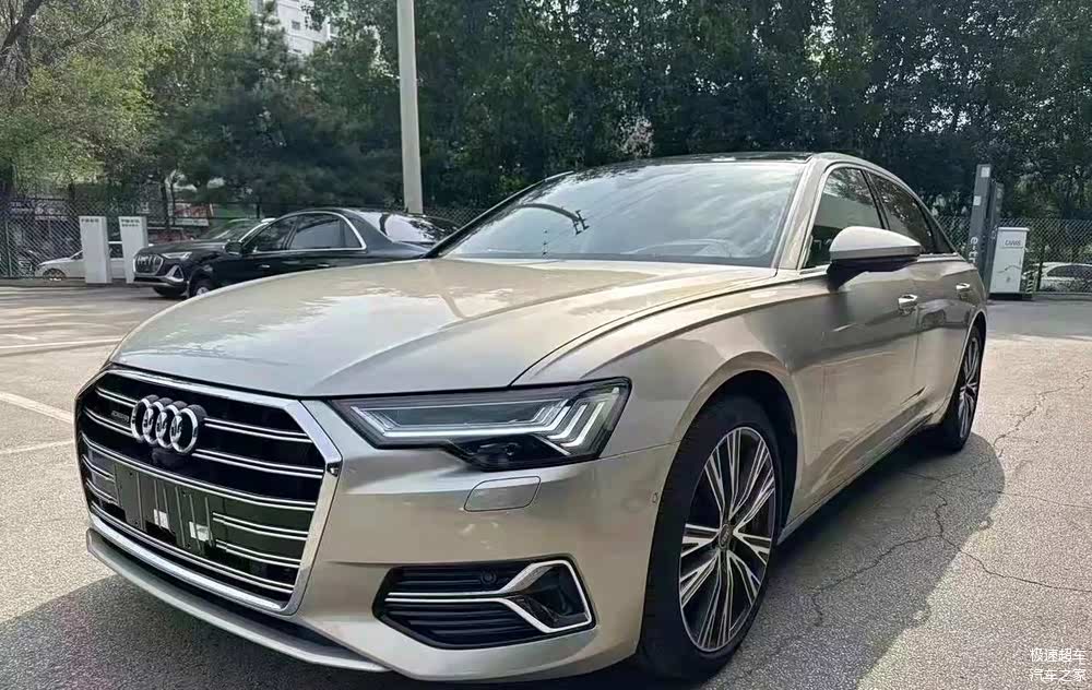 香槟金色漆面质感一流，新奥迪A6L配置曝光，大轮毂更有运动气息_车家号_发现车生活_汽车之家