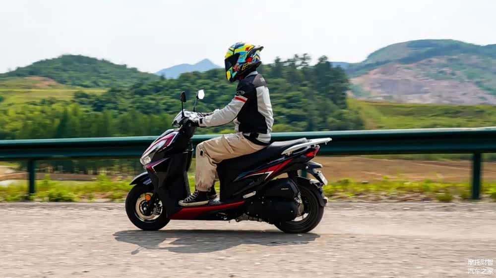 国服最强150踏板动力—12980起大阳VRS150摩智测评_车家号_发现车生活_汽车之家
