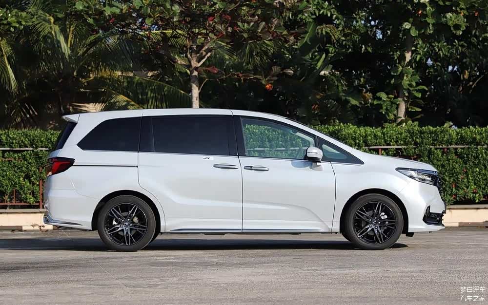 MPV别乱选！2022最保值的十大车型：GL8亚军，奥德赛第五，M8上榜_车家号_发现车生活_汽车之家