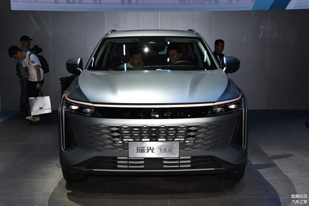 配CDC电磁悬架+2.0T+爱信8AT， 星途瑶光飞鱼版上市，售16.78万起_车家号_发现车生活_汽车之家
