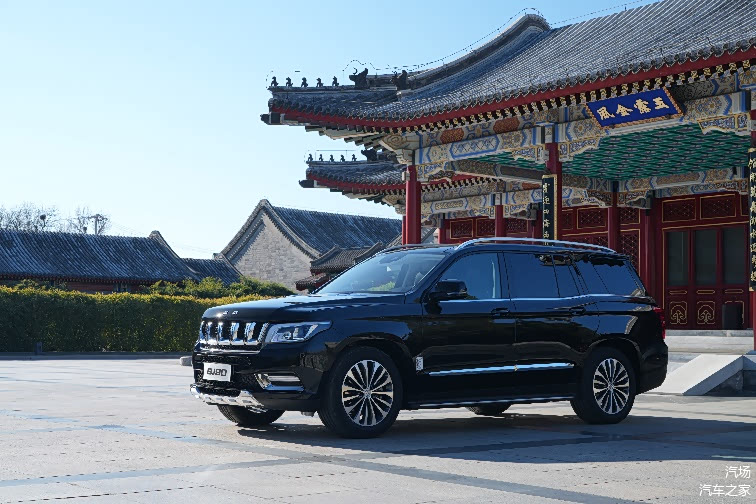 花50万享受奔驰全尺寸SUV？北京BJ90山河经典版上市_车家号_发现车生活_汽车之家