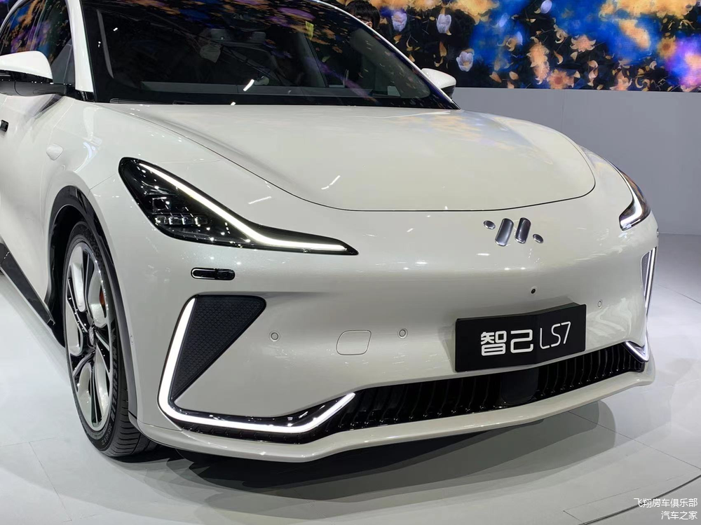 2022广州车展，纯电中大型SUV智己 LS7亮相_车家号_发现车生活_汽车之家