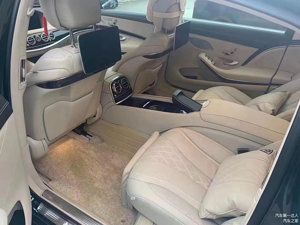 陆地头等舱，迈巴赫S680，光夜晚黑搭配游艇蓝内饰_车家号_发现车生活_汽车之家