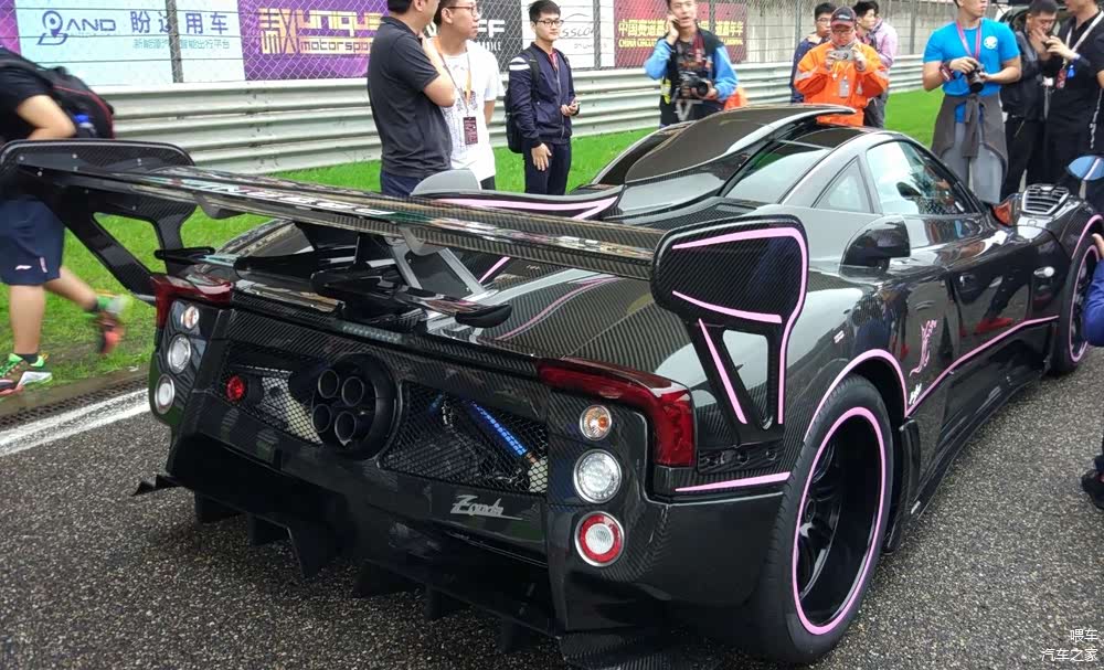 中国首位布加迪车主，卖掉最后一台超跑，雪藏德国车库7年_车家号_发现车生活_汽车之家