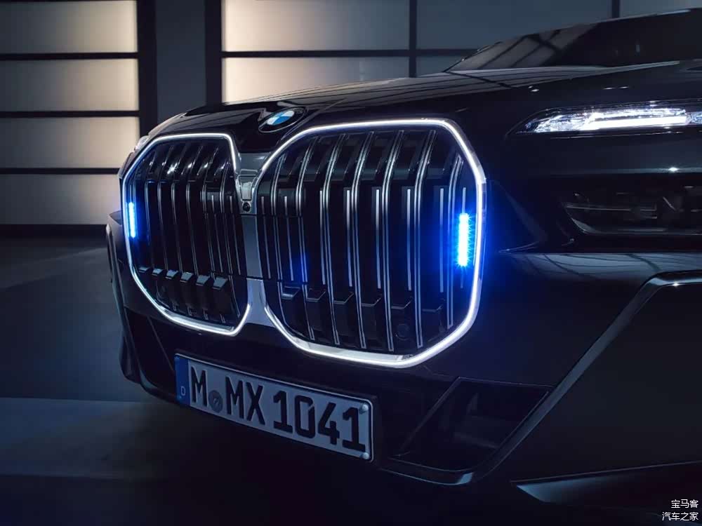 首富们看过来！宝马发布全新一代7系防弹车，步枪和手雷随便来！_车家号_发现车生活_汽车之家