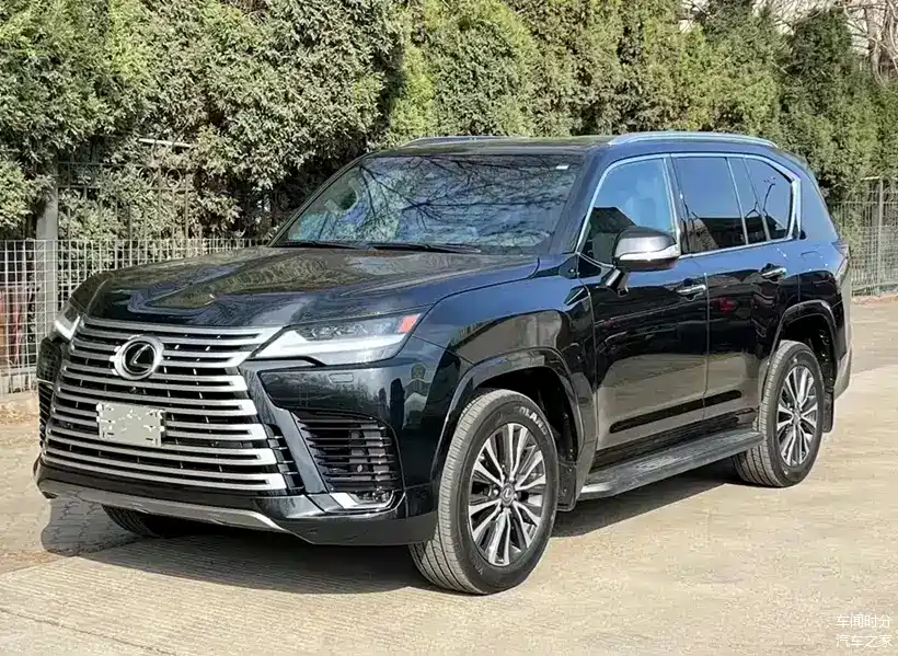号称豪华版“陆巡”！雷克萨斯LX 600到港实车图，配3.5T V6+10AT_车家号_发现车生活_汽车之家