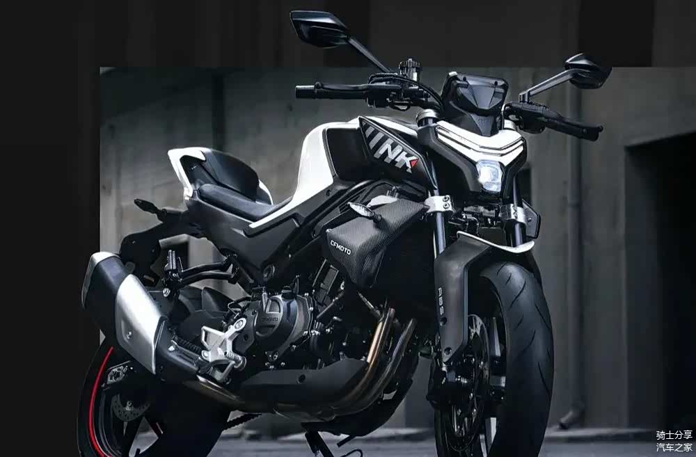 春风450NK正式上市!售价27880元，外形运动配置丰富_车家号_发现车生活_汽车之家