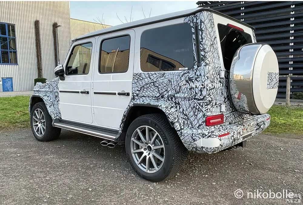 新款梅赛德斯-AMG G63海外路试谍照 依旧延续经典_车家号_发现车生活_汽车之家