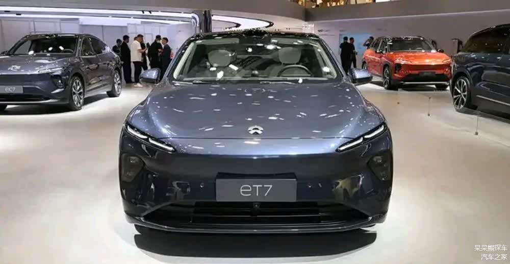 2023上海车展上，2023款蔚来ET7正式上市，售价为45.8万元起_车家号_发现车生活_汽车之家