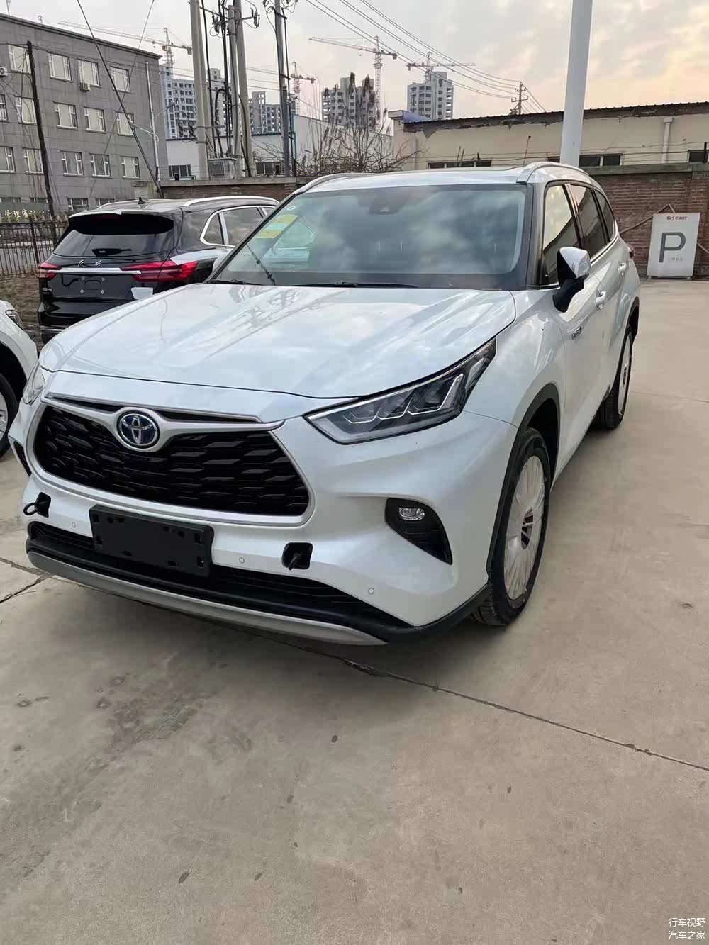 开完比亚迪唐dmi，再开朋友汉兰达双擎，对比差距一目了然！_车家号_发现车生活_汽车之家