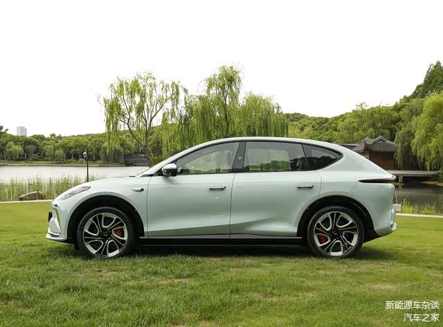 智己LS7新增两款车型上市，28.98万起售！是不是瞬间香了？_车家号_发现车生活_汽车之家