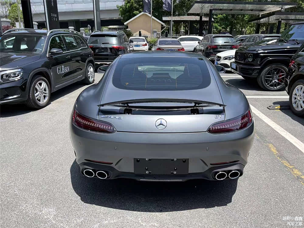 奔驰AMG-GT：4.0TV8+476马力+全时四驱，开出去逼格不输保时捷911_车家号_发现车生活_汽车之家