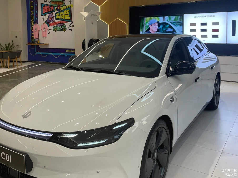 简单分析一下深蓝SL03和零跑C01，看看谁更优秀？_车家号_发现车生活_汽车之家