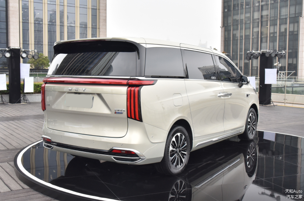 魏牌MPV定名为高山并正式亮相：搭载2DHT插混系统，看着挺清秀_车家号_发现车生活_汽车之家