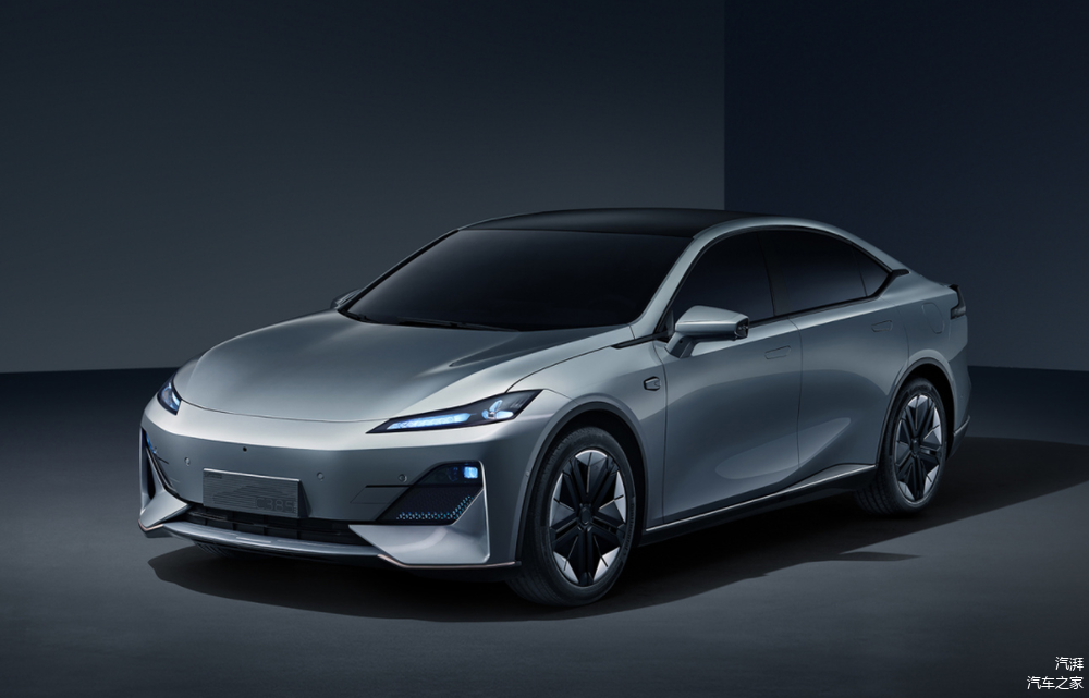 长安C385正式命名“深蓝SL03”，或15W左右起售_车家号_发现车生活_汽车之家