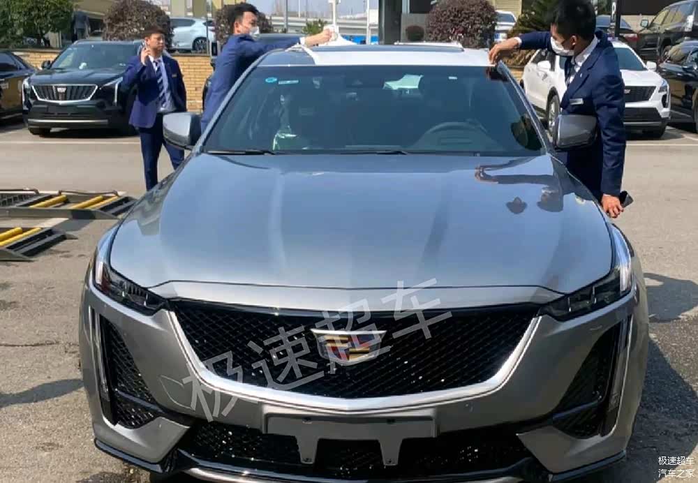新一代凯迪拉克CT6实拍，兼具豪华与大气，性能出色，真犀利_车家号_发现车生活_汽车之家