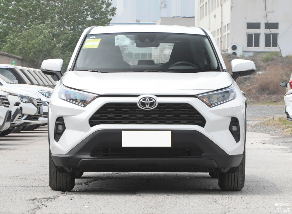 三年保值率高达70%，油耗才5.1L！全新RAV4荣放上市_车家号_发现车生活_汽车之家