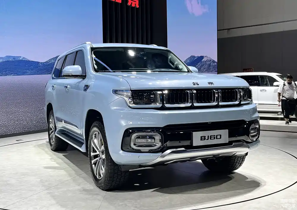 坦克500的强劲对手！北京BJ60实车，售23.98万起，气场不输普拉多_车家号_发现车生活_汽车之家