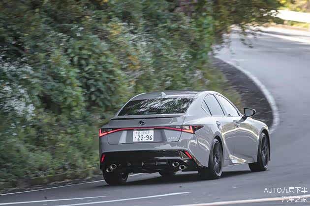 中谷明彦试驾雷克萨斯IS500 超值5.0升V8 NA_车家号_发现车生活_汽车之家