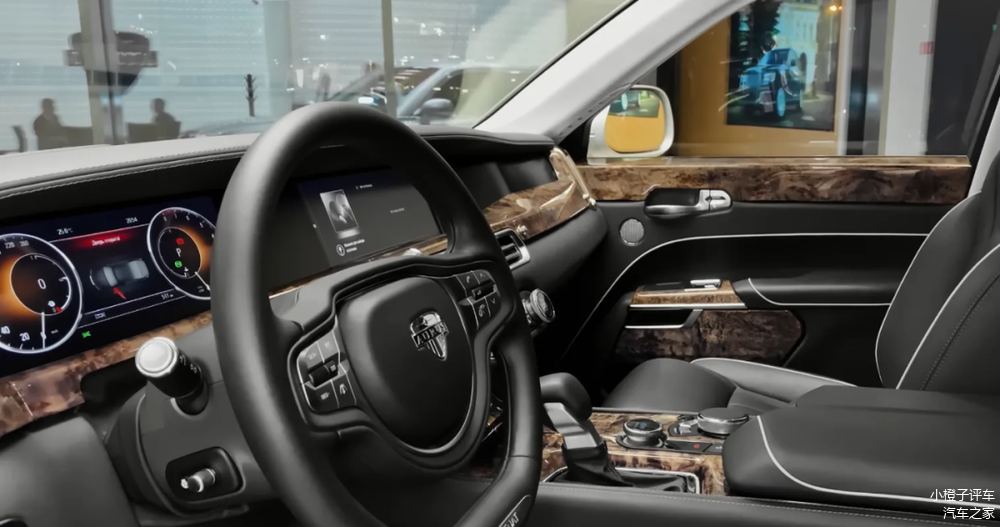 实拍俄罗斯豪华轿车阿鲁斯Senat，配V8动力，霸气程度不输红旗L5_车家号_发现车生活_汽车之家