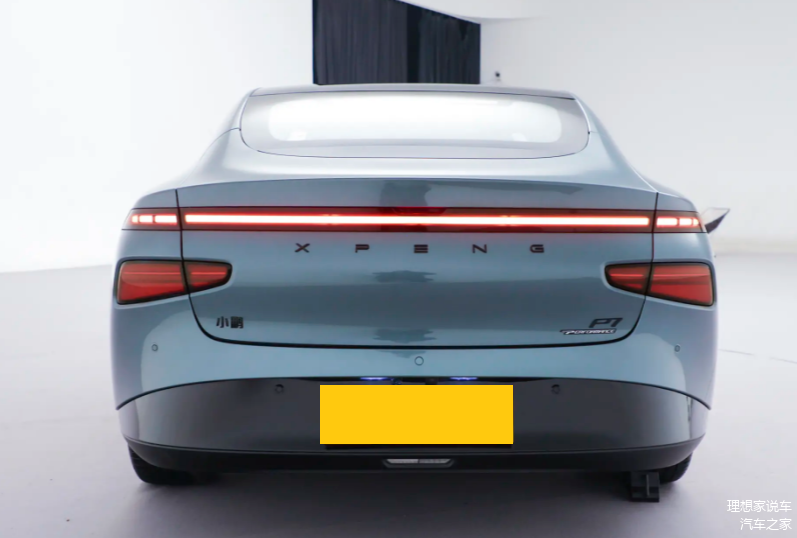 小鹏P7：P7i 610 Max 性能版百公里加速3.9秒，纯电续航610公里_车家号_发现车生活_汽车之家