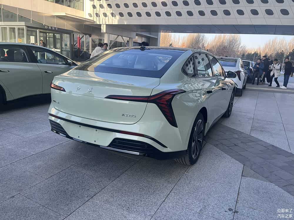 红旗天工05惊艳亮相！750km续航+智驾系统，舒适驾乘新选择！_车家号_发现车生活_汽车之家