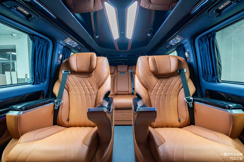 奔驰威霆全新升级！迈巴赫款VS680七座版震撼登场,落地49.8万_车家号_发现车生活_汽车之家