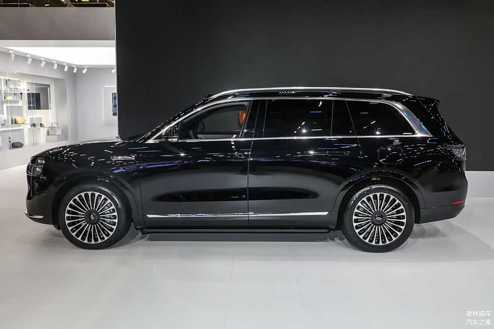 问界M8实车曝光，全车无伪装，比问界M9还漂亮，又是爆款？_车家号_发现车生活_汽车之家