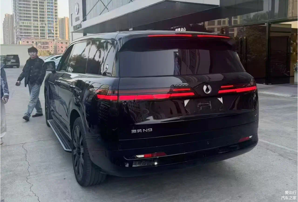 腾势N9实车亮相！6座豪华+黑科技，车长大于5米，预计一季度上市_车家号_发现车生活_汽车之家