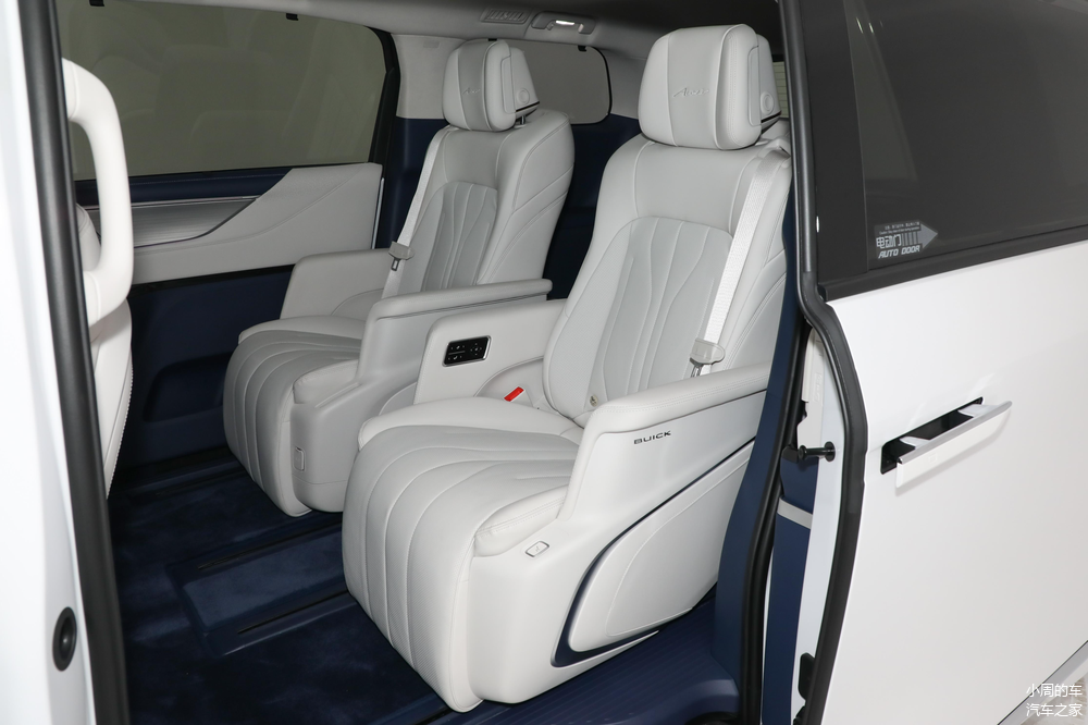 终于不再是油老虎了！别克GL8陆尊PHEV上市，满油满电续航1370km_车家号_发现车生活_汽车之家