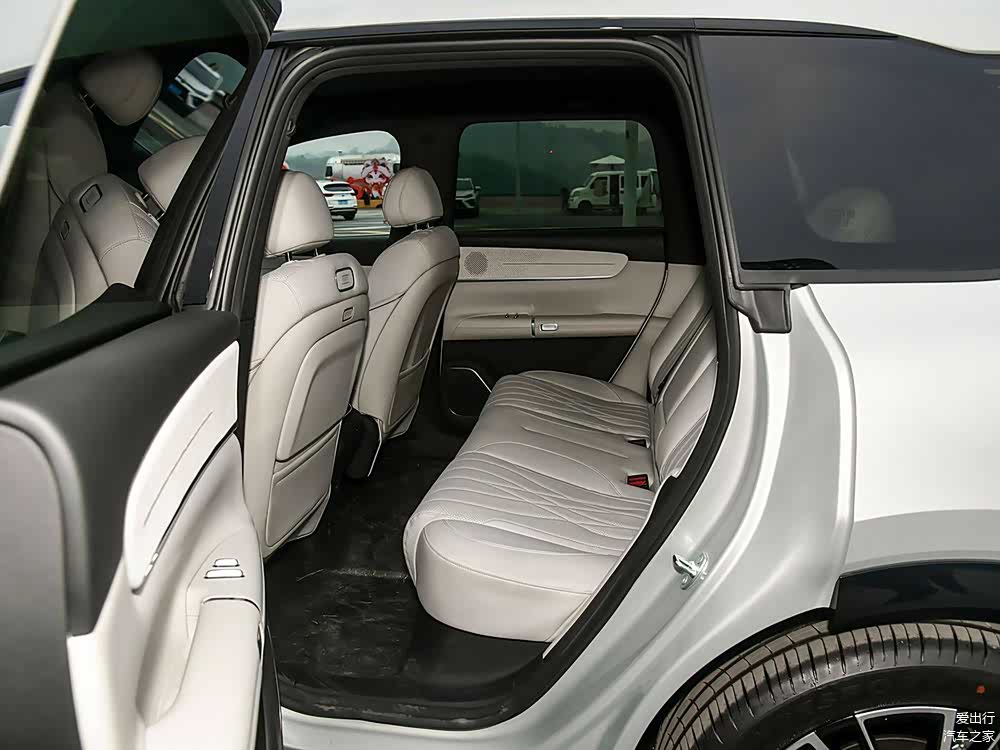 长安启源Q07惊艳亮相：大尺寸SUV，混动动力，续航超1400公里！_车家号_发现车生活_汽车之家