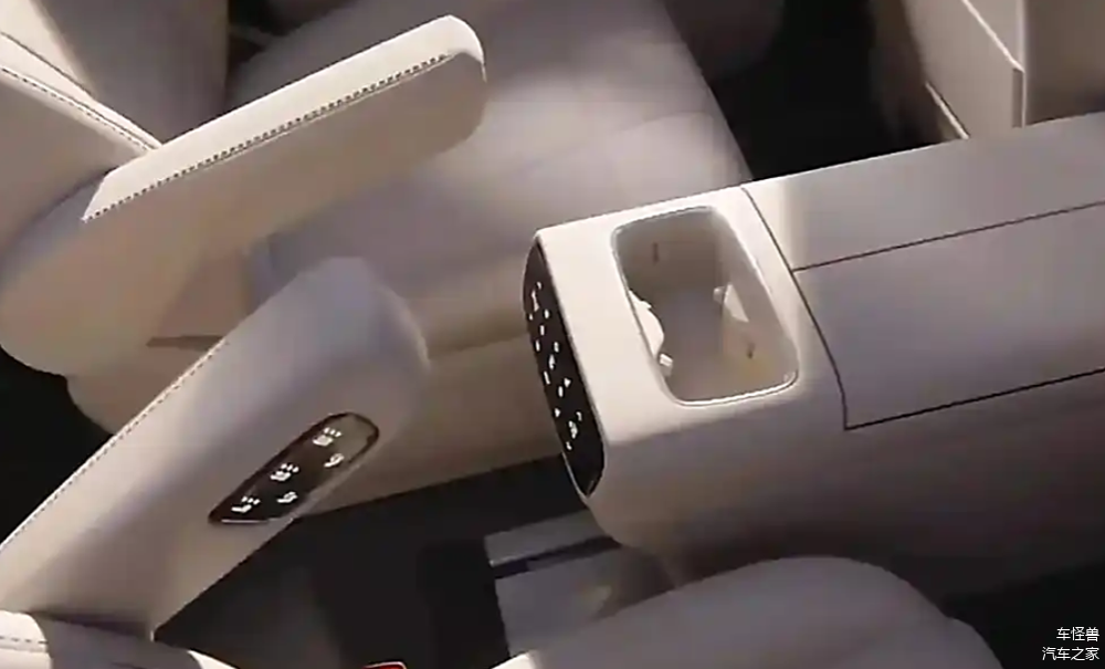 长安深蓝S09实车亮相！超长车身+六座布局，配华为ADS 3.0智驾_车家号_发现车生活_汽车之家