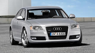 【文章】前脸六横十二纵！3.0T+8AT+340马力！22款奥迪A8L霍希双色臻藏版_车家号_汽车之家