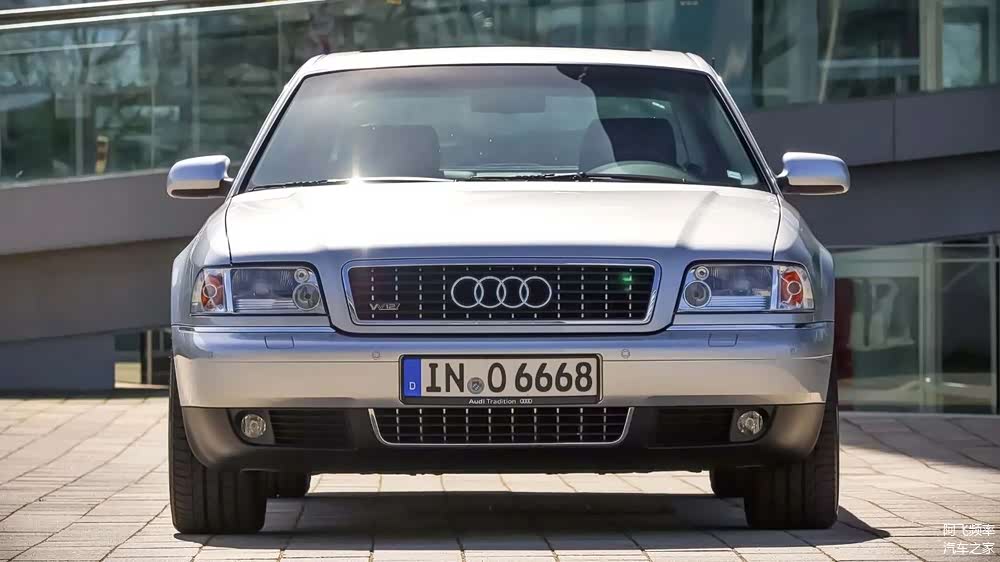 奥迪A8（D2）30周年！W12发动机+全铝车身造就德国豪车典范_车家号_发现车生活_汽车之家