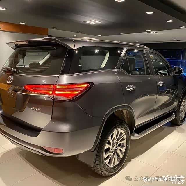 2024款丰田Fortuner“实车曝光”，性价比很高，海外售价不到25万_车家号_发现车生活_汽车之家