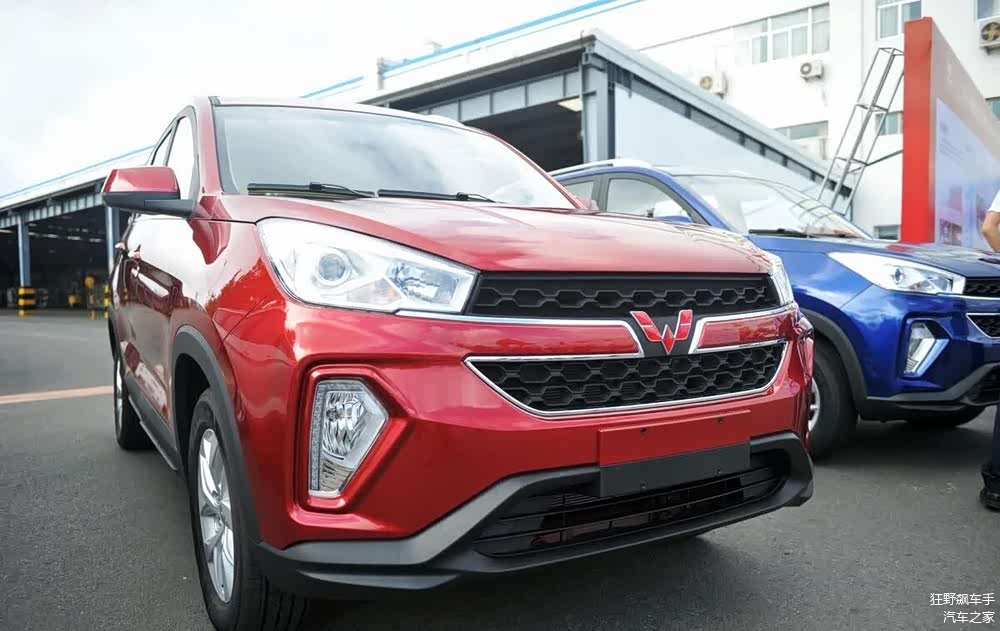 不吹不黑，专业人员带你全面了解新老款宏光S的配置区别？_车家号_发现车生活_汽车之家