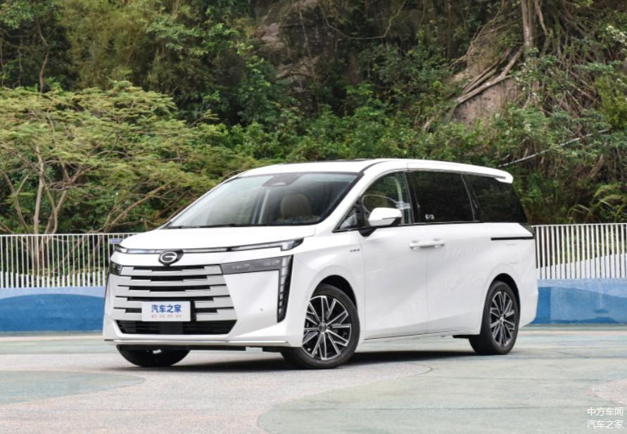 广汽传祺E8荣耀系列即将上市，推出两款车型，但价格引起热议！_车家号_发现车生活_汽车之家