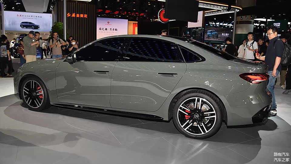 首搭第五代EA888发动机，奥迪A5L还有更稳定混动技术？_车家号_发现车生活_汽车之家