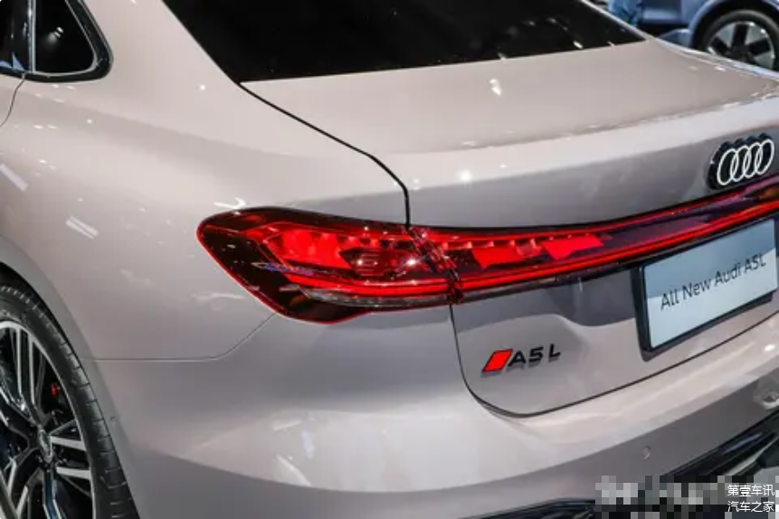 奥迪A5L产线实车曝光，三厢设计+2.0T动力，明年上市与A4L同售！_车家号_发现车生活_汽车之家