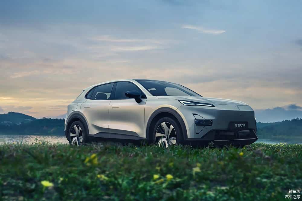 深蓝S05配置提前揭晓，三大首发智趣让可玩性满满_车家号_发现车生活_汽车之家