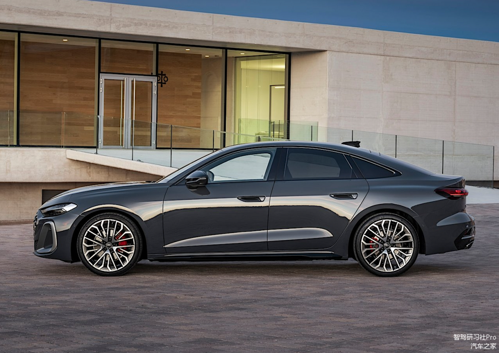 新架构+含华量+纯血，上汽奥迪A5L首次曝光大揭秘！_车家号_发现车生活_汽车之家