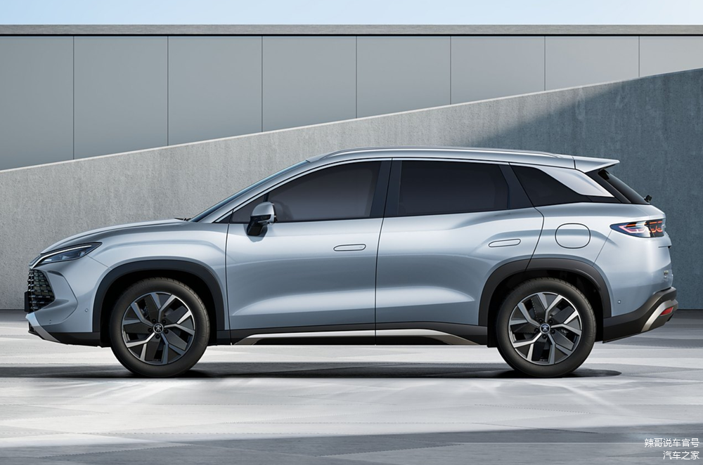 一文详解比亚迪宋L DM-i，售价13.58-17.58万元，到底算不算贵？_车家号_发现车生活_汽车之家