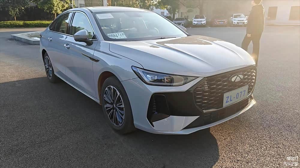 奇瑞风云A8L亮相！1.5T混动，油耗仅1.01L！_车家号_发现车生活_汽车之家