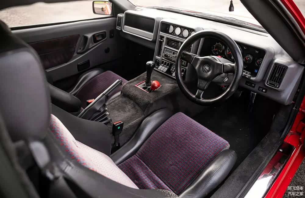 全世界就四辆，B组拉力赛传奇车型——福特RS200 S你喜欢吗？_车家号_发现车生活_汽车之家