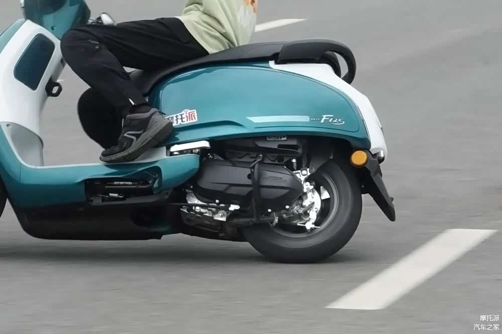 不止于颜值和科技：五羊-本田NW F125动态测评_车家号_发现车生活_汽车之家