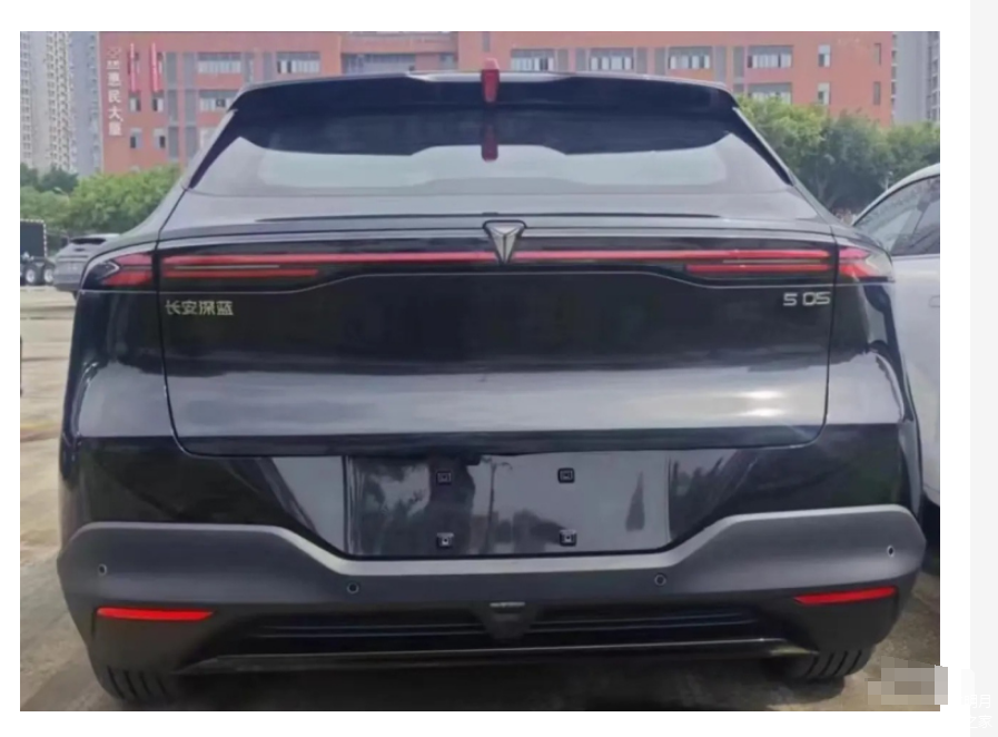 深蓝S05实车来了！超长车身+无框车门，标配智驾，续航达510km！_车家号_发现车生活_汽车之家